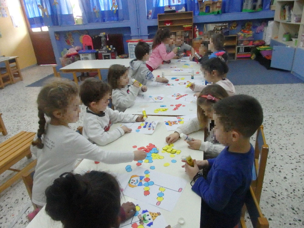 5o & 7o ΝΗΠΙΑΓΩΓΕΙΑ ΤΥΡΝΑΒΟΥ: " Το καπέλο και τη μάσκα μου φορώ...και ...