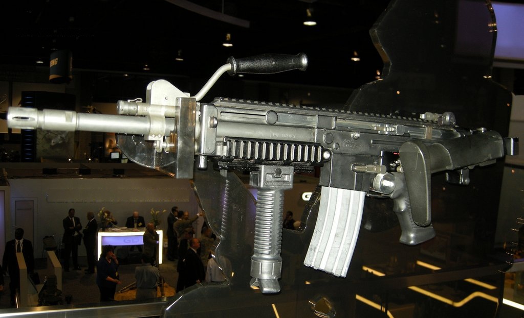 welcome to the world of weapons: Ultimax 100