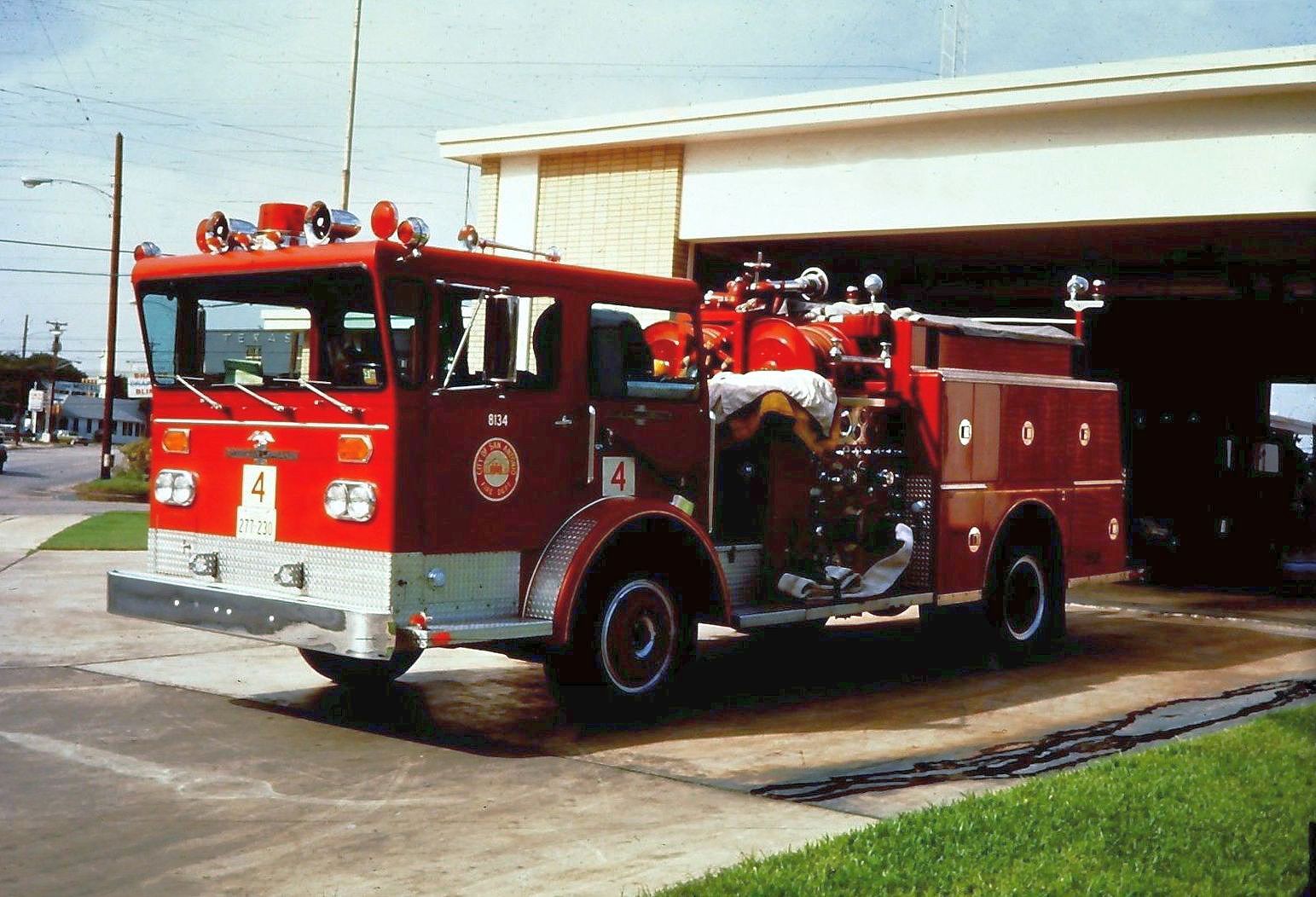 transpress nz: 1975 American LaFrance Pioneer fire truck