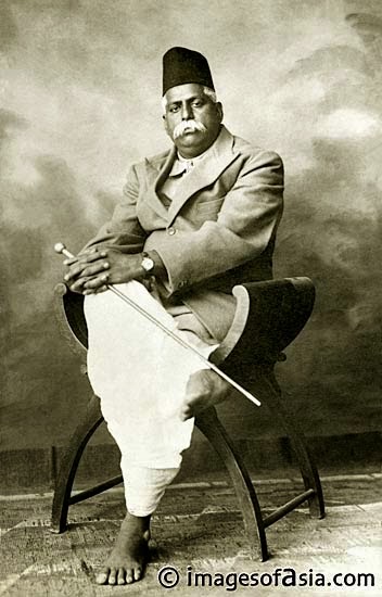 VSK - Telangana: RSS salutes its founder