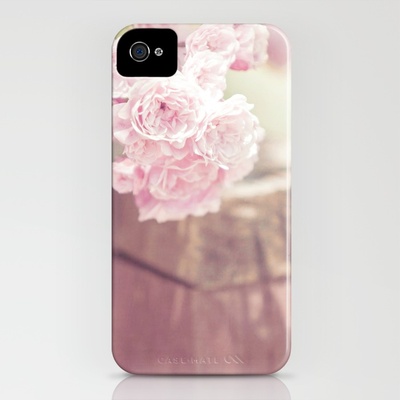 Beach Gypsies: PRETTY and PASTEL iPhone covers...GIVEAWAY!