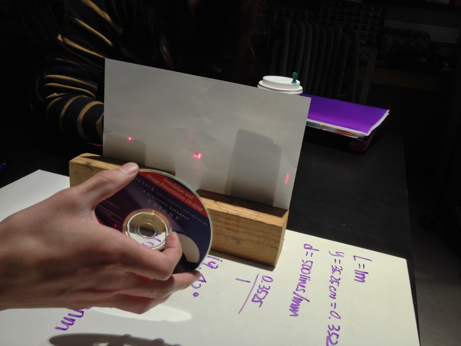 Physics 4C HJJPark: Lab 11. CD Diffraction