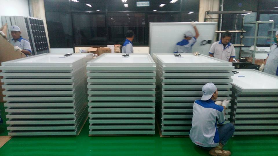 Belajar Bareng Energi Surya: Mengenal Modul Panel Surya Produksi PT. LEN