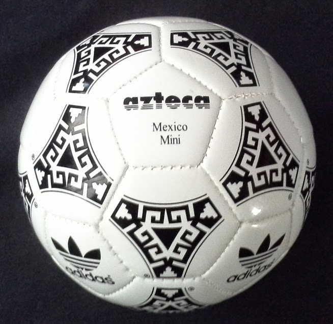 Colección de Mini Balones de Futbol: Azteca