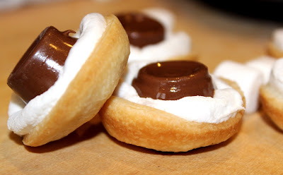 sugar & spice: Mini Rolo Pies