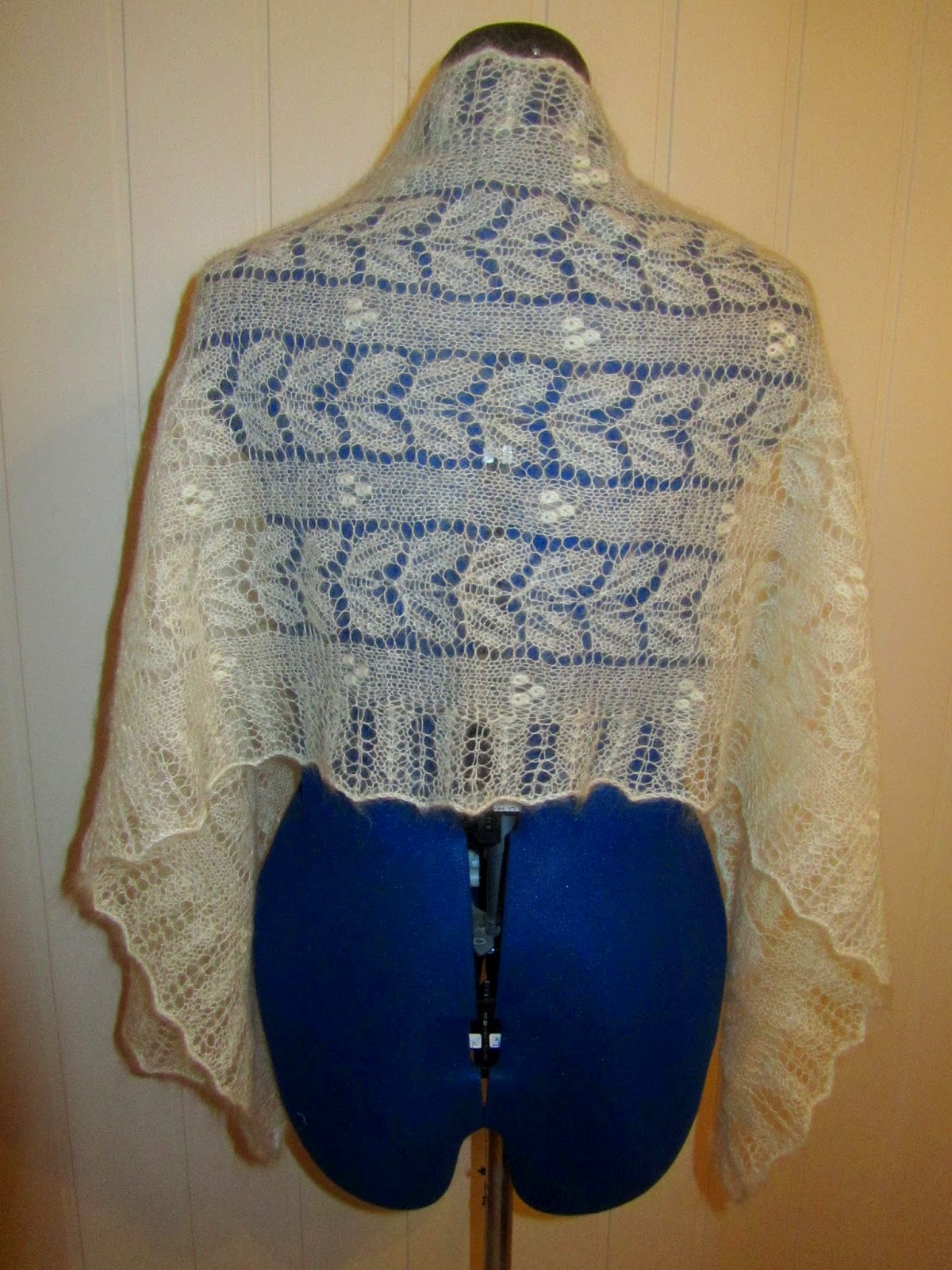 Langan tarina: Pitsihuivi