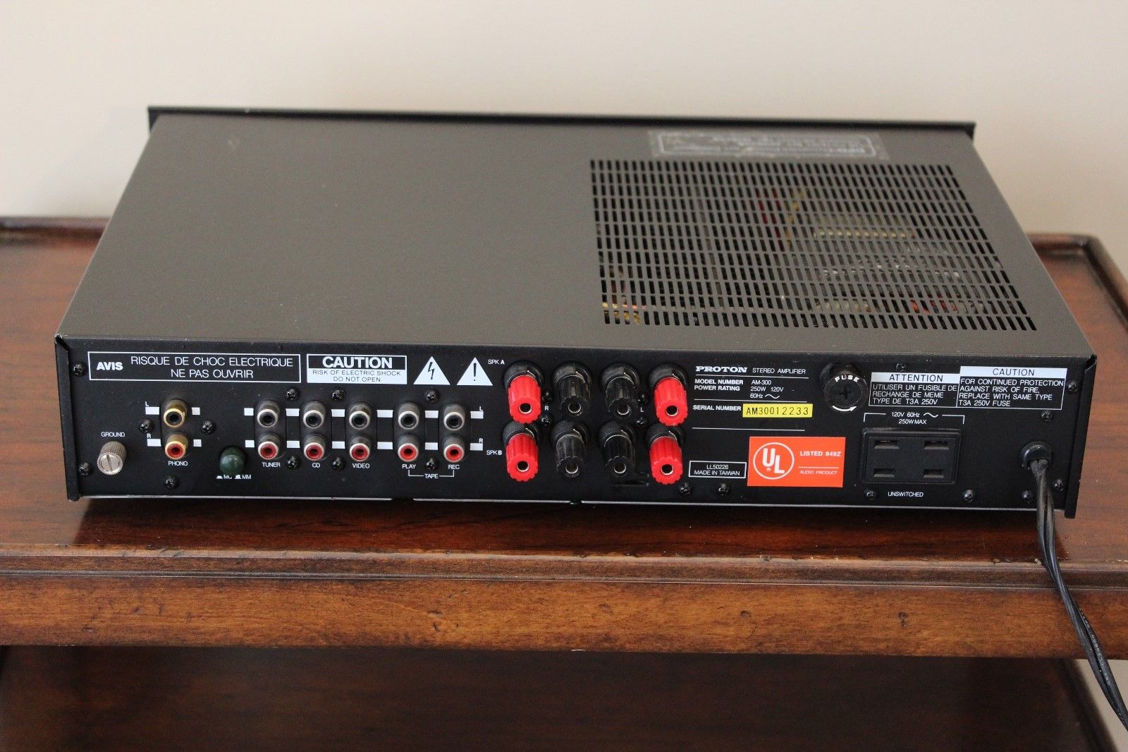 The Robb Collections: PROTON Audio, NAD and Dynaco are Cousins ...