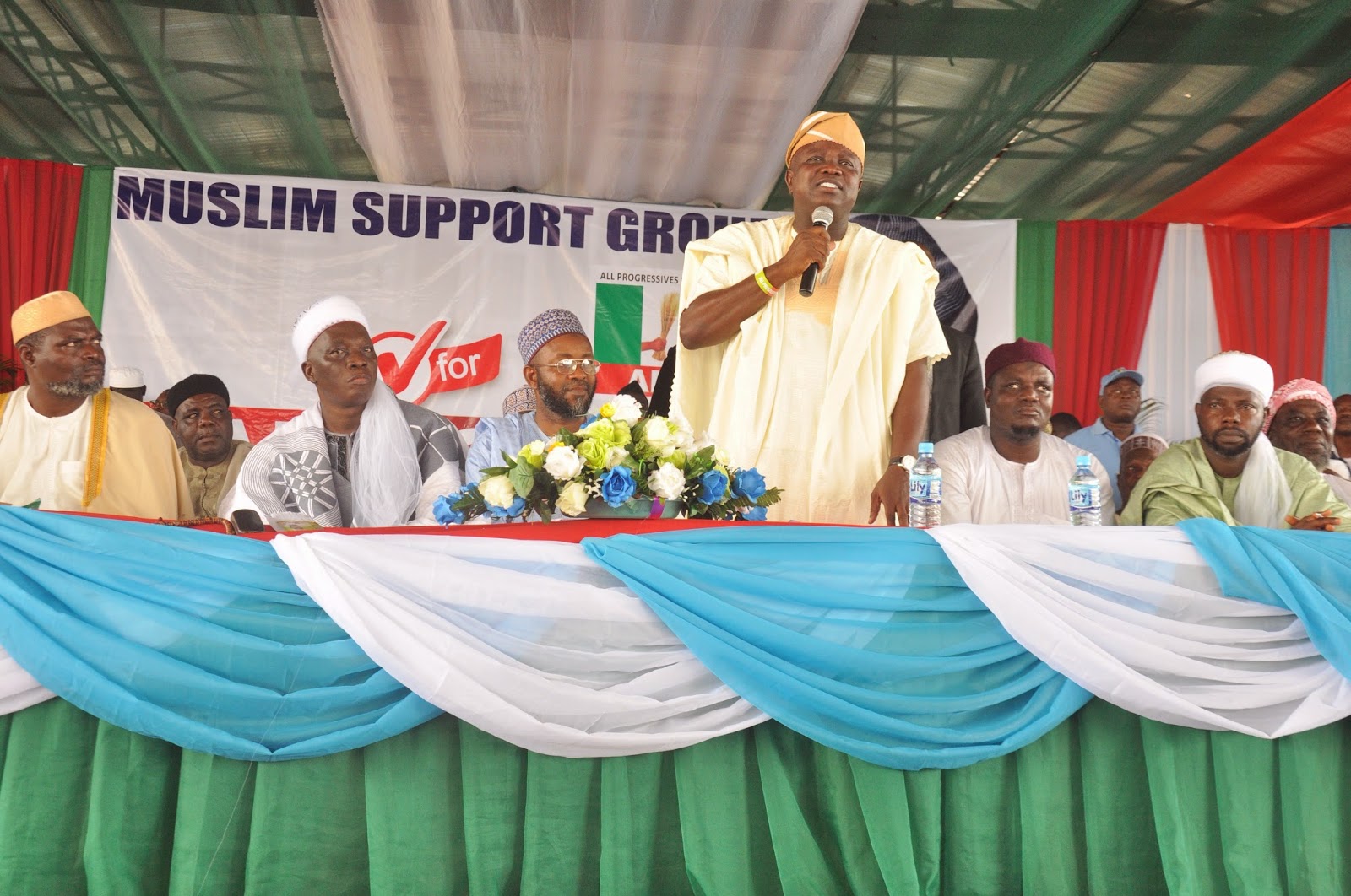 theelites : MUSLIM SUPPORT GROUP ENDORSES AKINWUNMI AMBODE