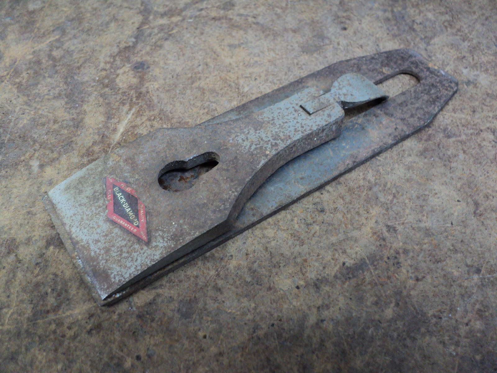 The Whole Garage Catalogue: A 2" Plane Iron and Lever Cap