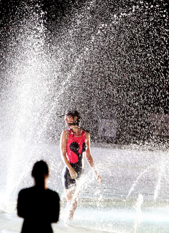 Sexy Singer Katy Perry Latest Wet Photoshoot Stills | City Times