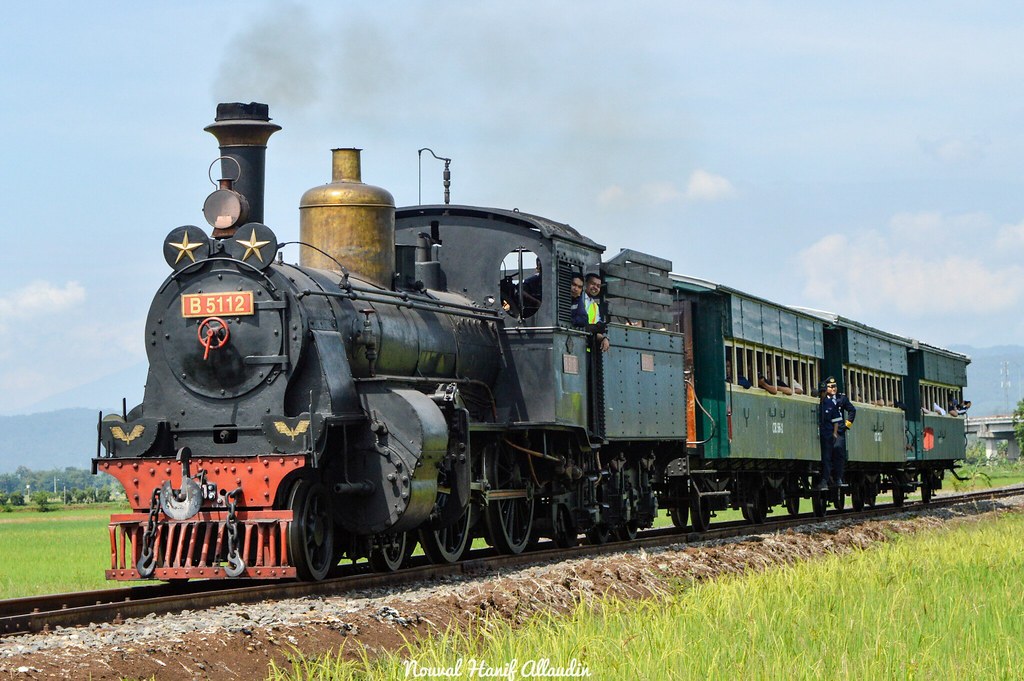 Kereta Api Uap Terbesar Di Dunia - Perumperindo.co.id