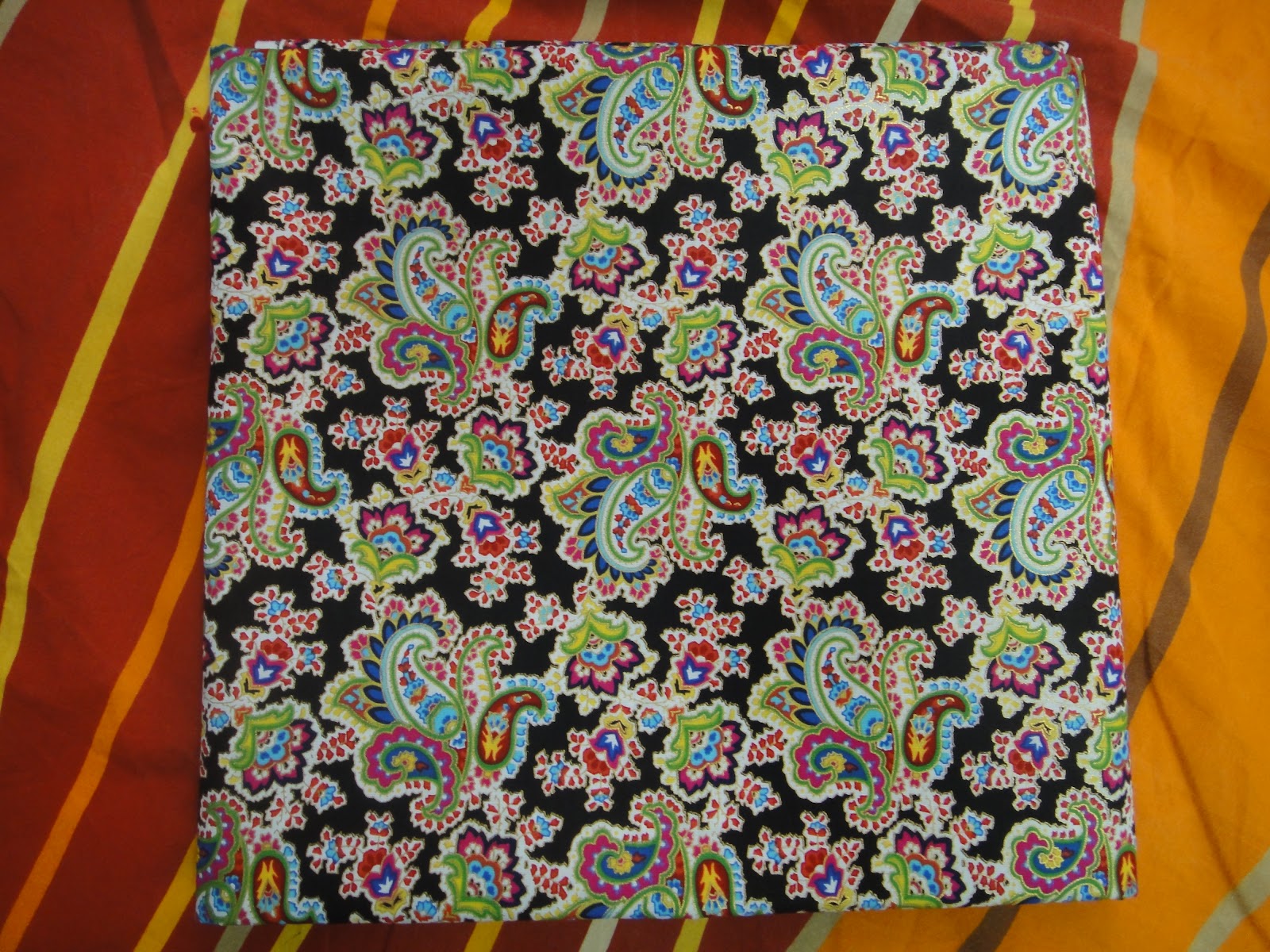 Lemonade Catalyst: Kain Cotton Corak Paisley