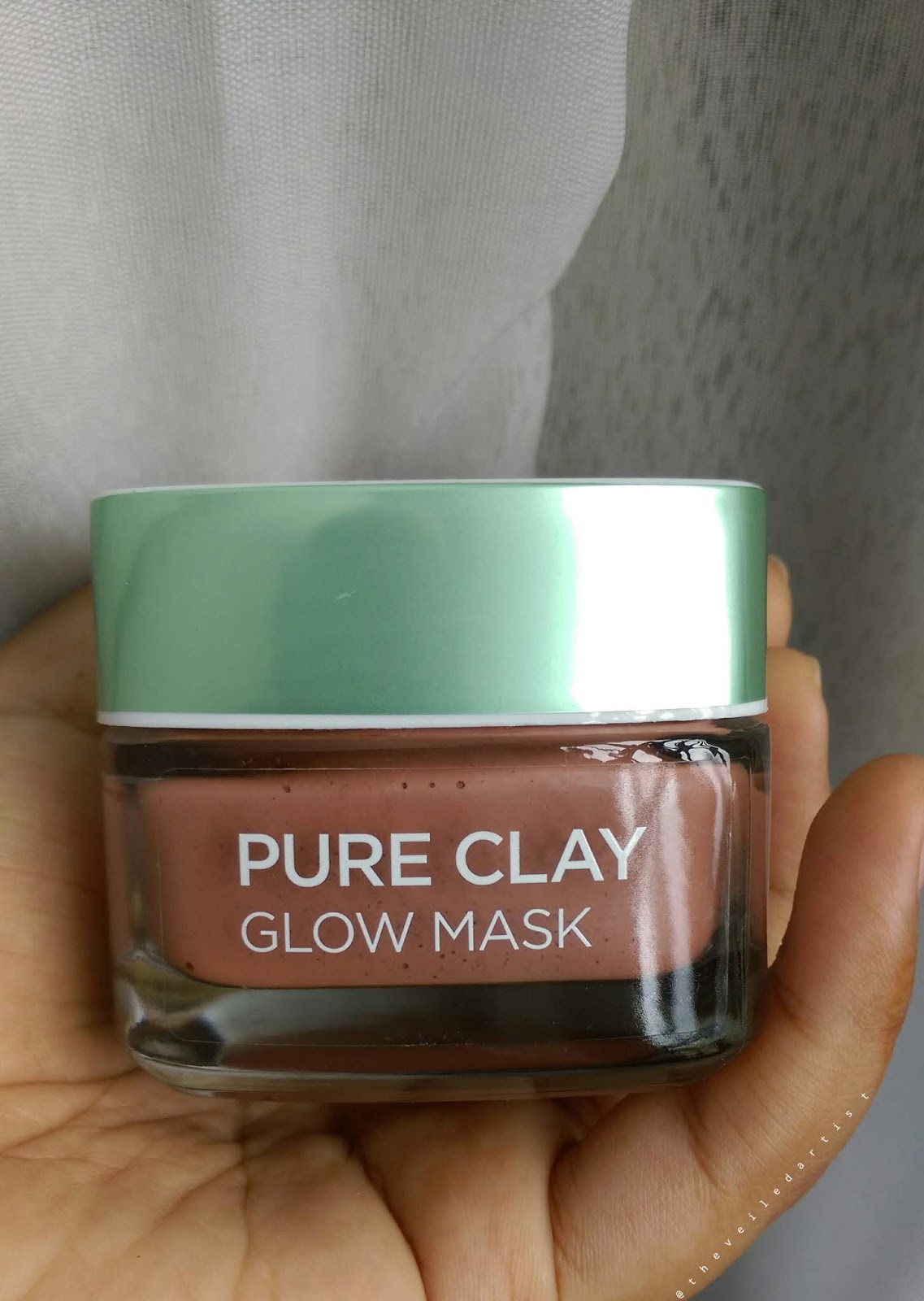 L’Oréal Pure Clay Glow Mask Review and Swatches - The Veiled Artist