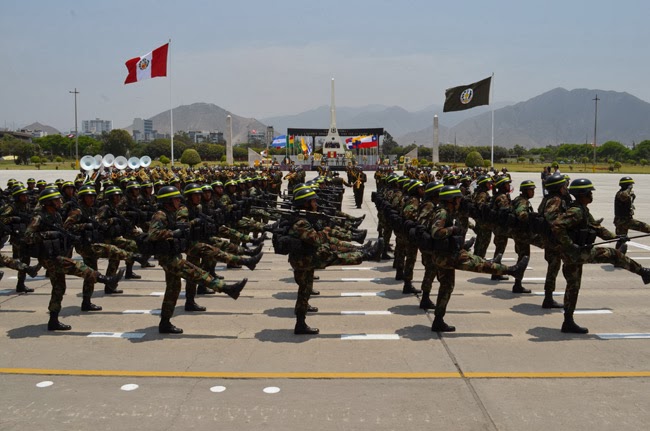 Nuestro Ejército en video: Ejército del Perú, celebra 189 años con ...