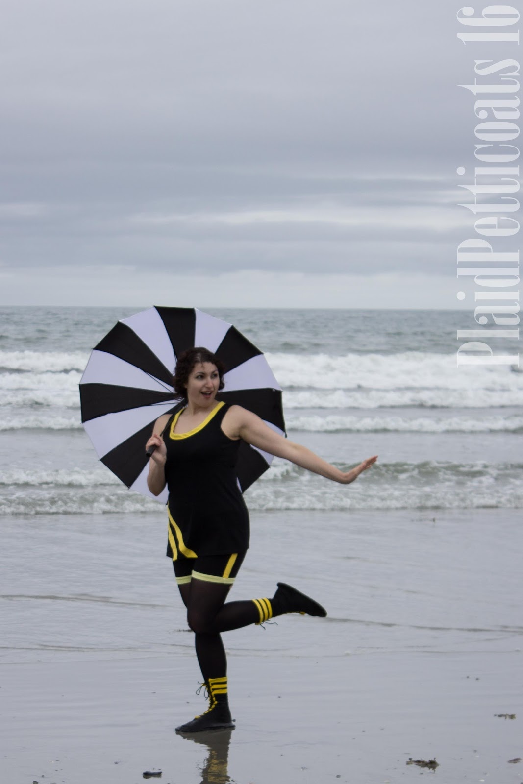 Plaid Petticoats: 1920s Bathing Suit and Swim Boot Details