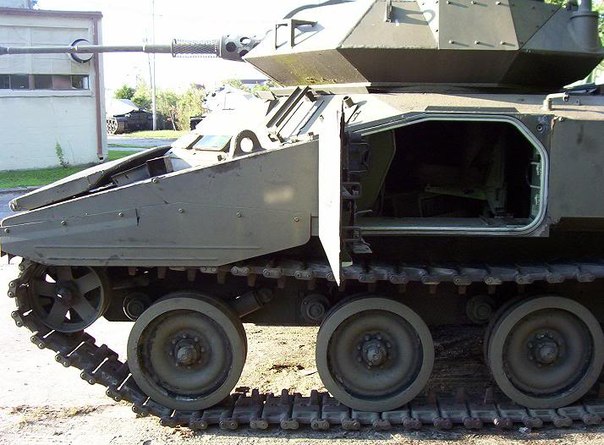 SNAFU!: Obscure experimental military vehicles (US).