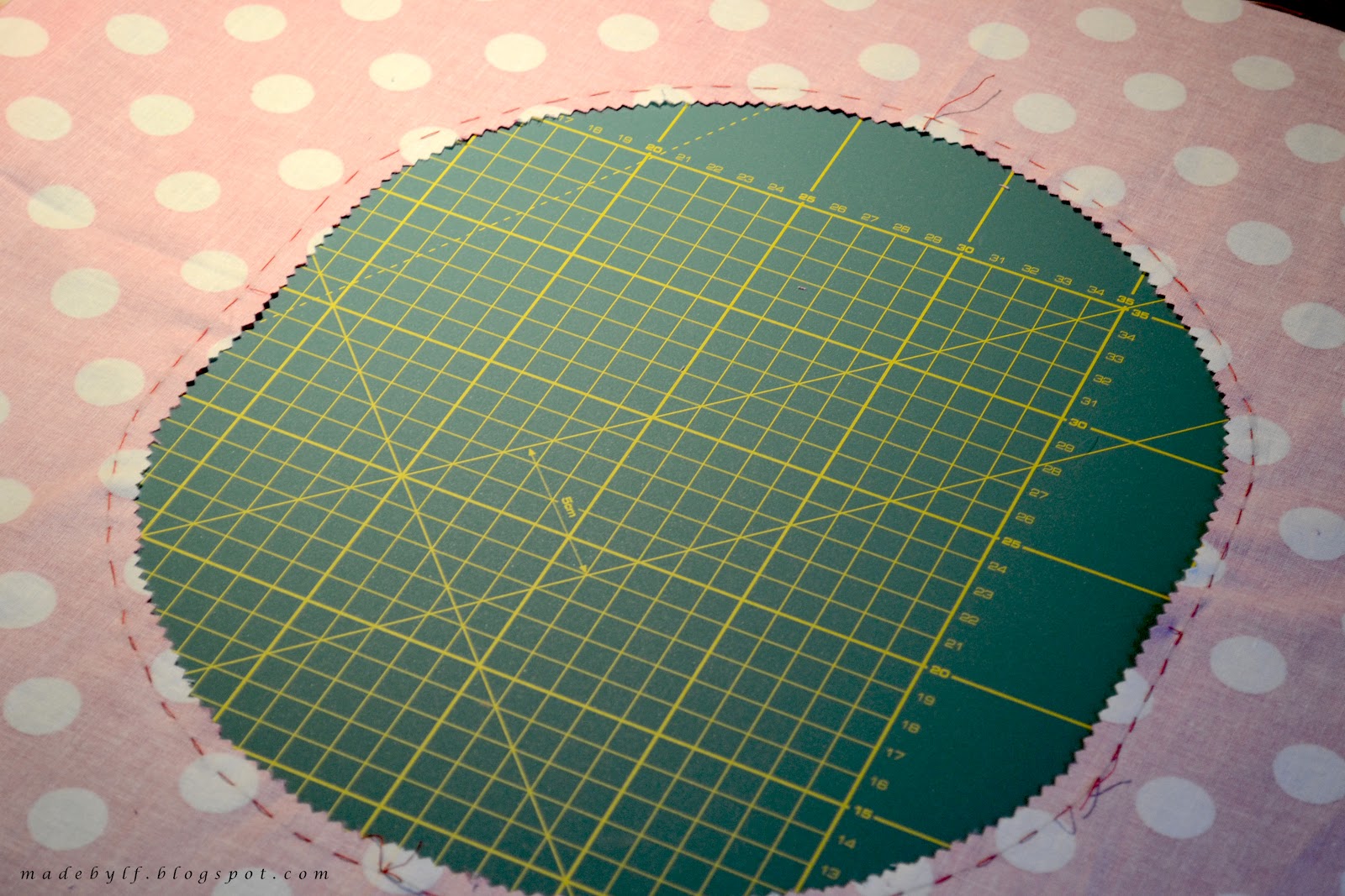 Как вшить овал - МК/ Sewing an oval - tutorial