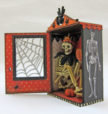 junk&stuff: Skeleton Shrine