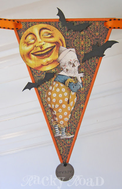 junk&stuff: Spooky Halloween Banner, with Medallion tutorial
