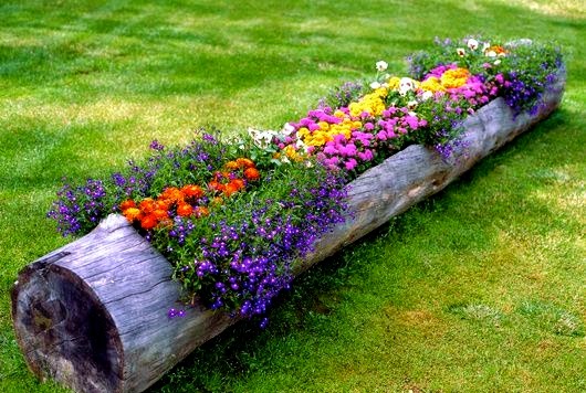 Two Men and a Little Farm: LOG FLOWER PLANTER, INSPIRATION THURSDAY