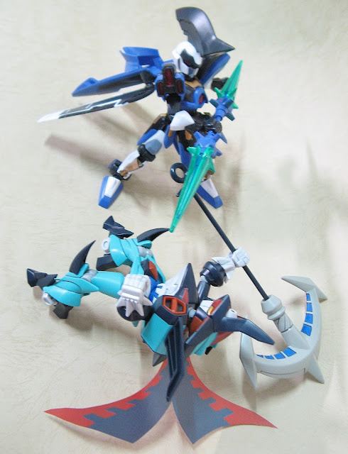 "Dan-Ball Senki "紙箱戰機W LBX 1 : 1 TRITON 特靈頓