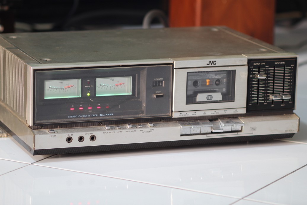 audio2nd: VINTAGE JVC KD-S201 TAPE DECK "JUMBO/ANTIK" (TERJUAL)