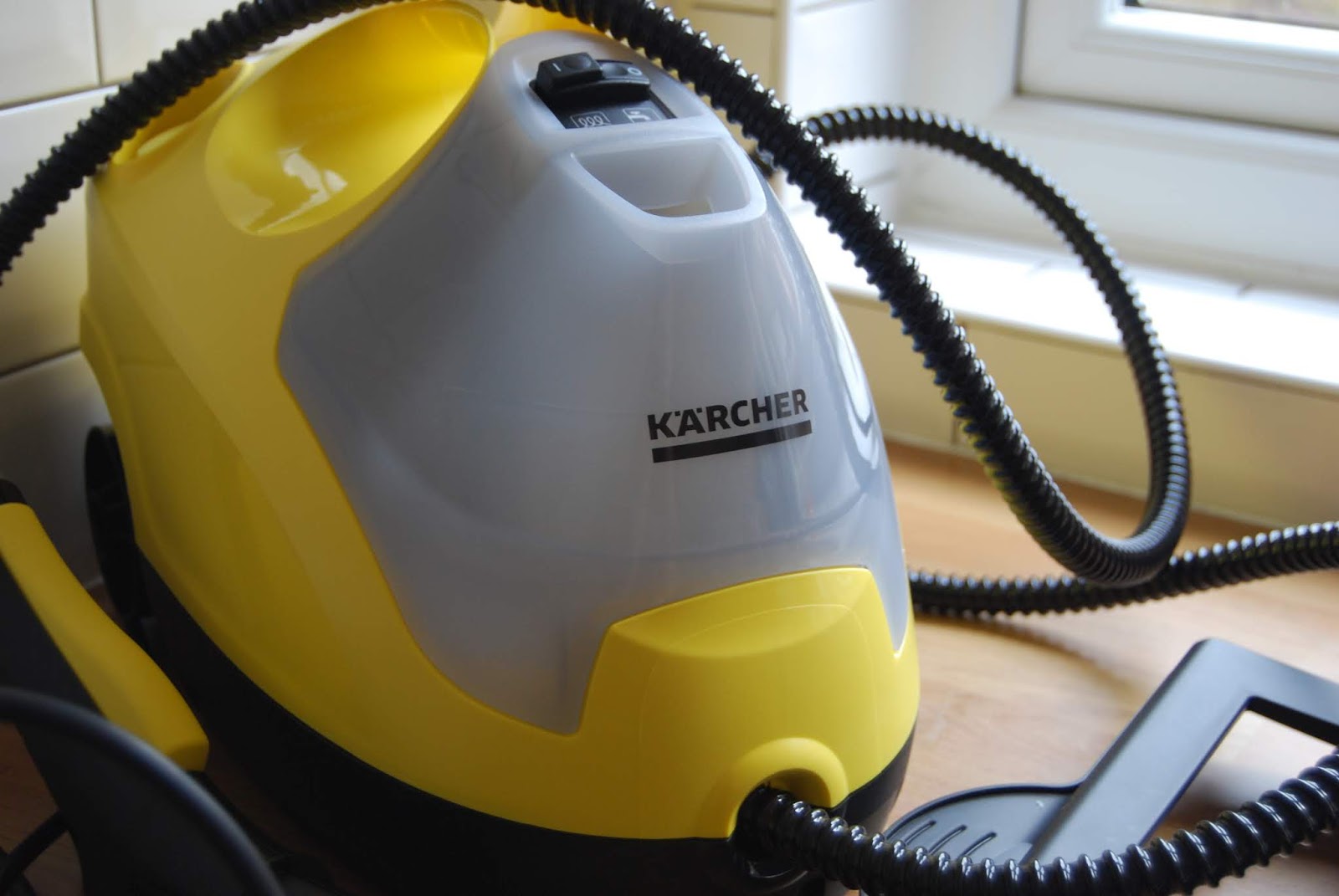 Chic Geek Diary: Kärcher SC 4 EasyFix Premium Steam Cleaner - Review