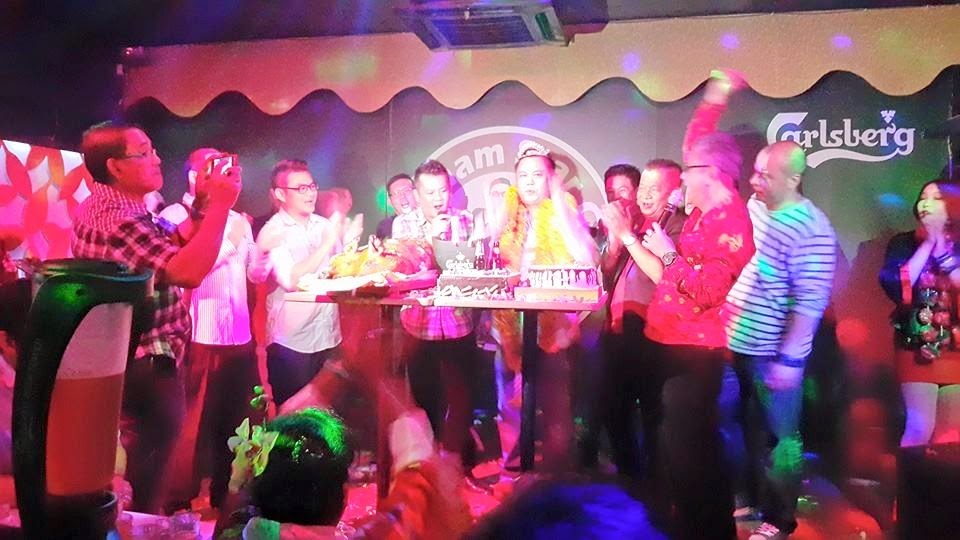 TOP1 ENTERTAINMENT EVENT MARKETING & MANAGEMENT [001996747-V]