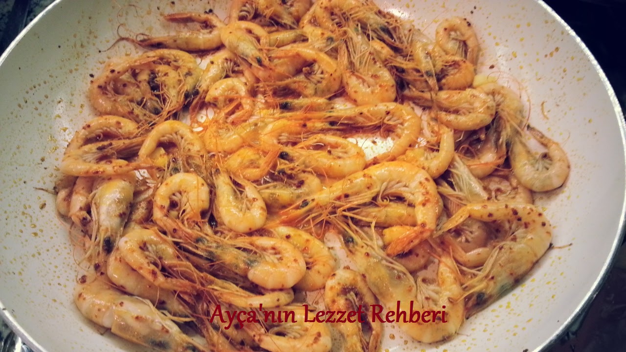 Ayça'nın Lezzet Rehberi: KABUKLU KARİDES TAVA