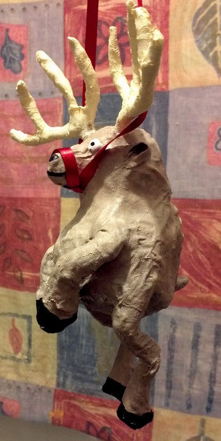 Crafty little Beanut!: Mini Paper Mache reindeer for the Christmas tree