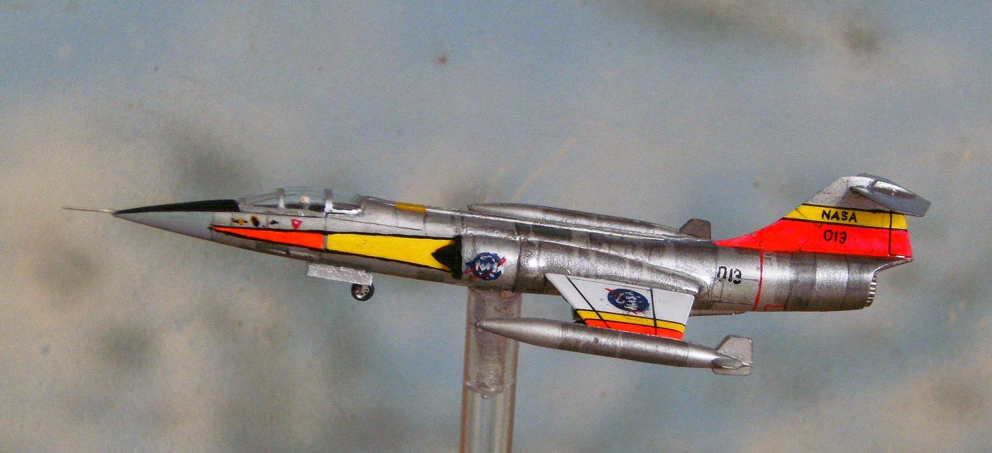 Happyscale-Modellbau: North American XB-70 Valkyrie & Lockheed F-104N ...