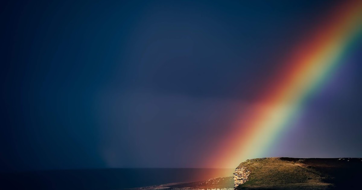 Over the Rainbow Diffuser Blend Recipe | The Daily Diffuser Blend