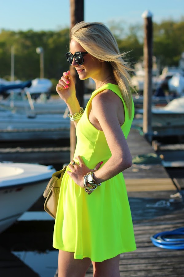 Fashion Is My Drug: Fall For Neon Fashion