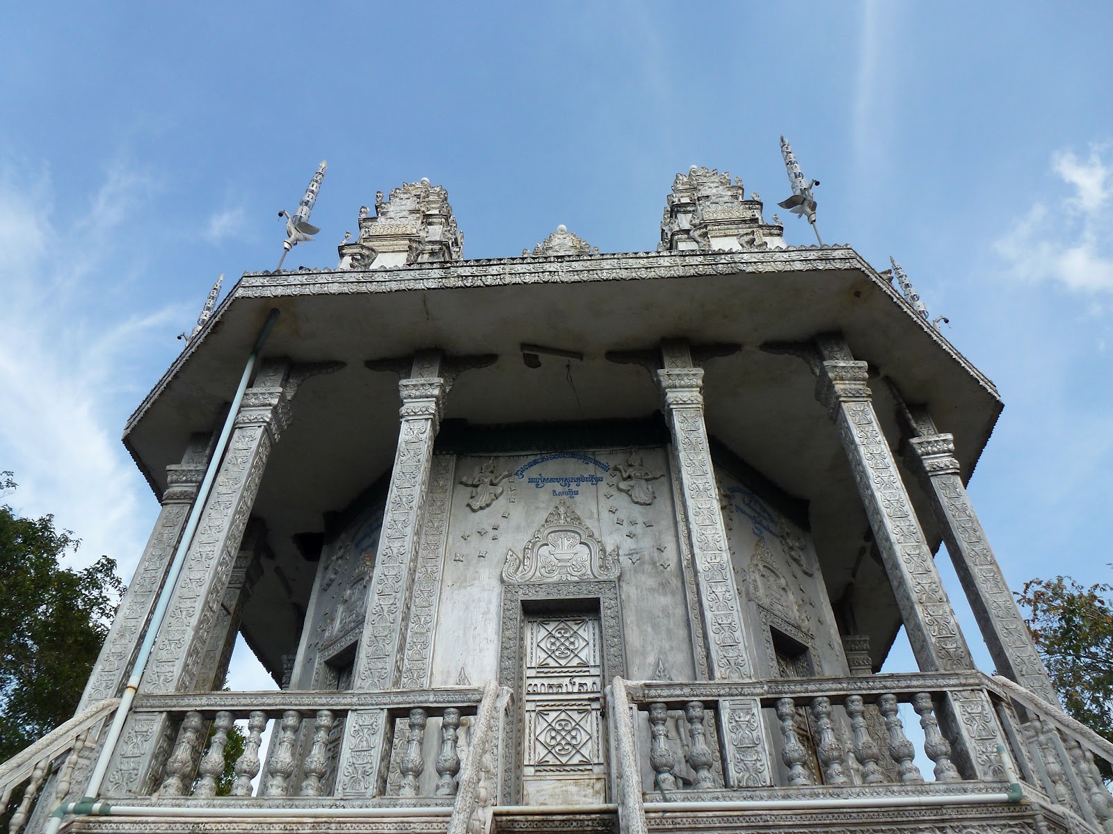 My Great Escape: Motobike trip through the plantations to find Phnum ...