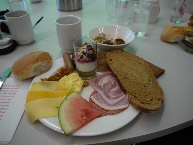 Clockwatching Tart: Road Trip - Iceland - A Sensible Breakfast