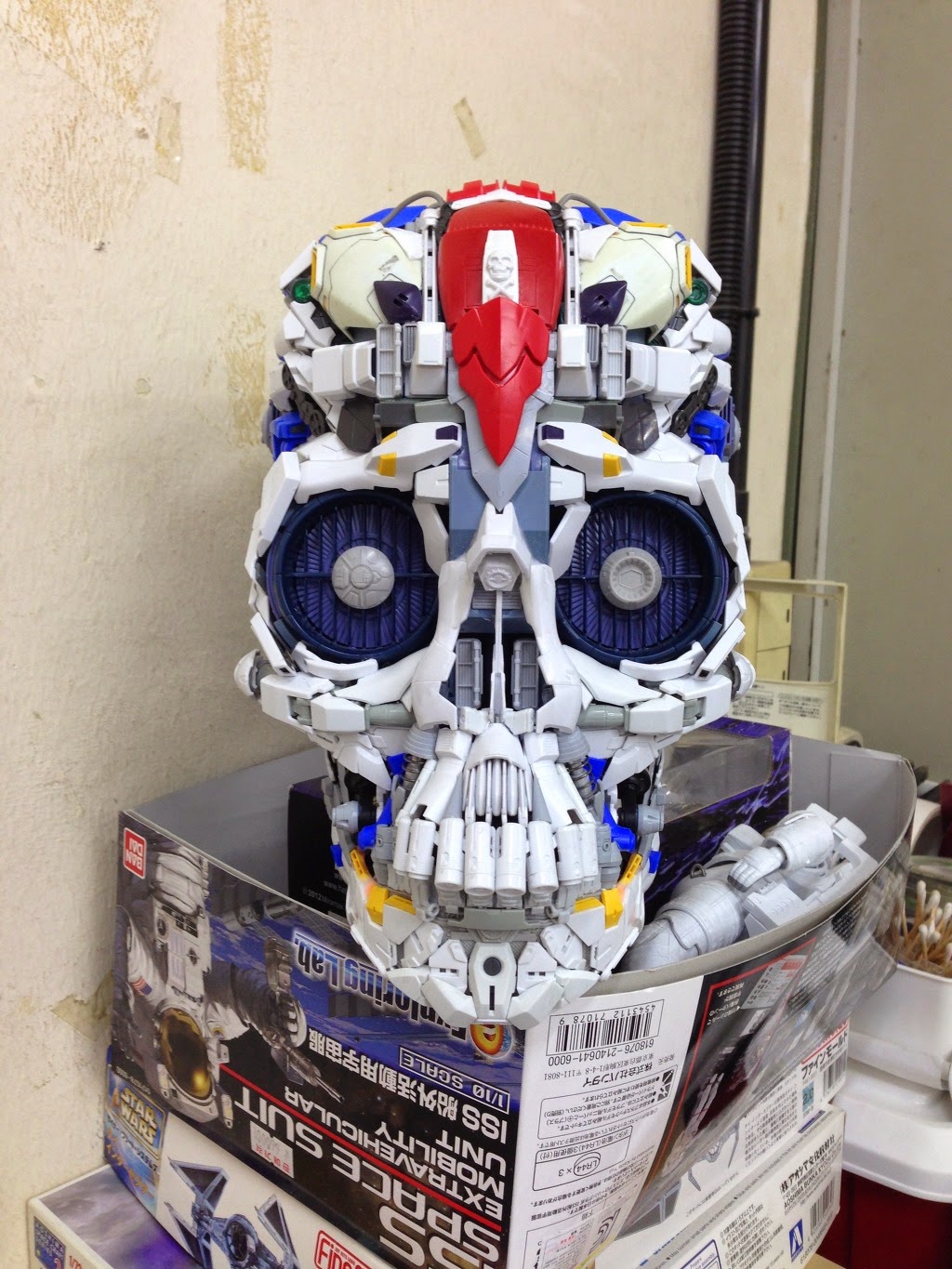GUNDAM GUY: Gundam Model - 'Gunpla Kit Bash' Skull- Custom Build