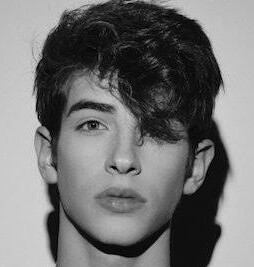 Manu Rios Biography, Body Statistics, Family, Career, Affairs ...