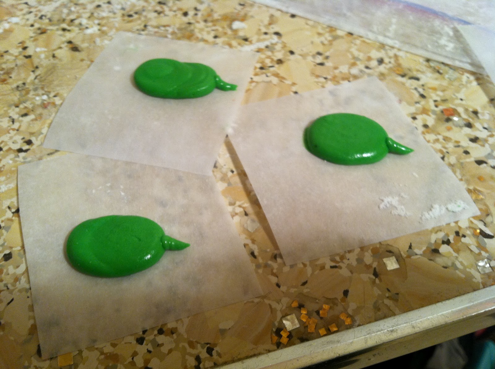 The Iced Queen: Royal Icing Turtle