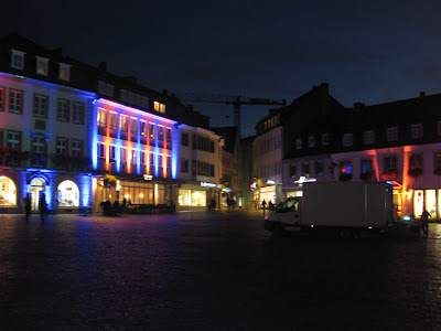 Julie's Zeit: Mitternachtsshopping in Paderborn