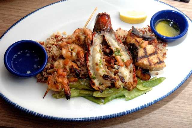 DUDE FOR FOOD: Getting Clawed and Lovin' It: A Clawsome Experience at ...