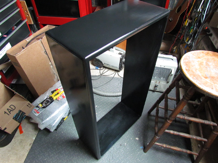 DIY Recording Studio Equpment Rack Completed Crawls Backward (When Alarmed)