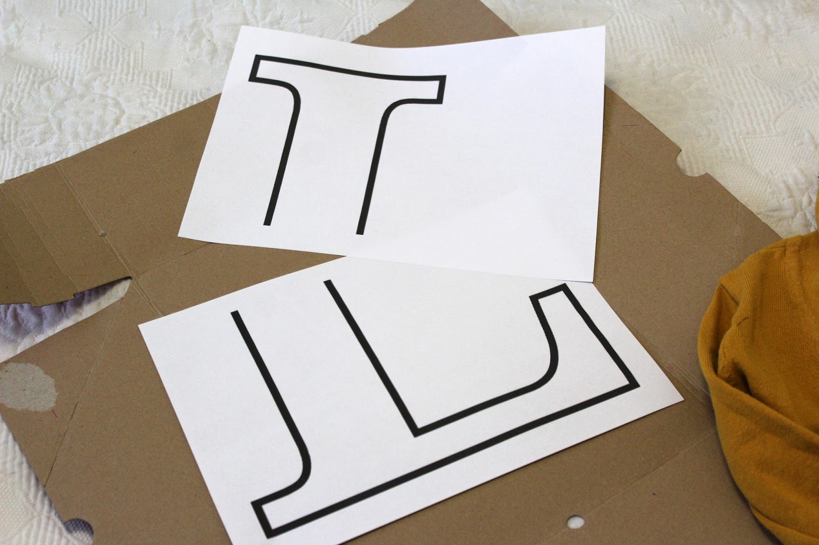 Litera "L" z recyklingu - Wyprawka DIY - ROBIE W DOMU