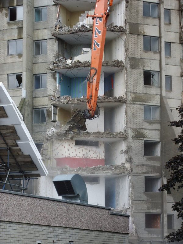 Photographs Of Newcastle: Derwent Tower (Dunston Rocket) Demolition Photos