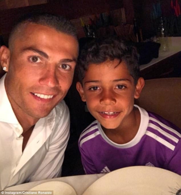 Thegoalmac Blog: Doting father Cristiano Ronaldo posts heartwarming ...