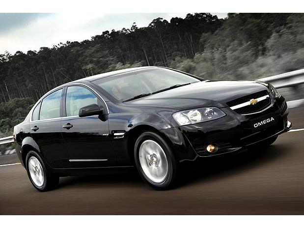 Omega completa 25 anos; relembre versões do modelo