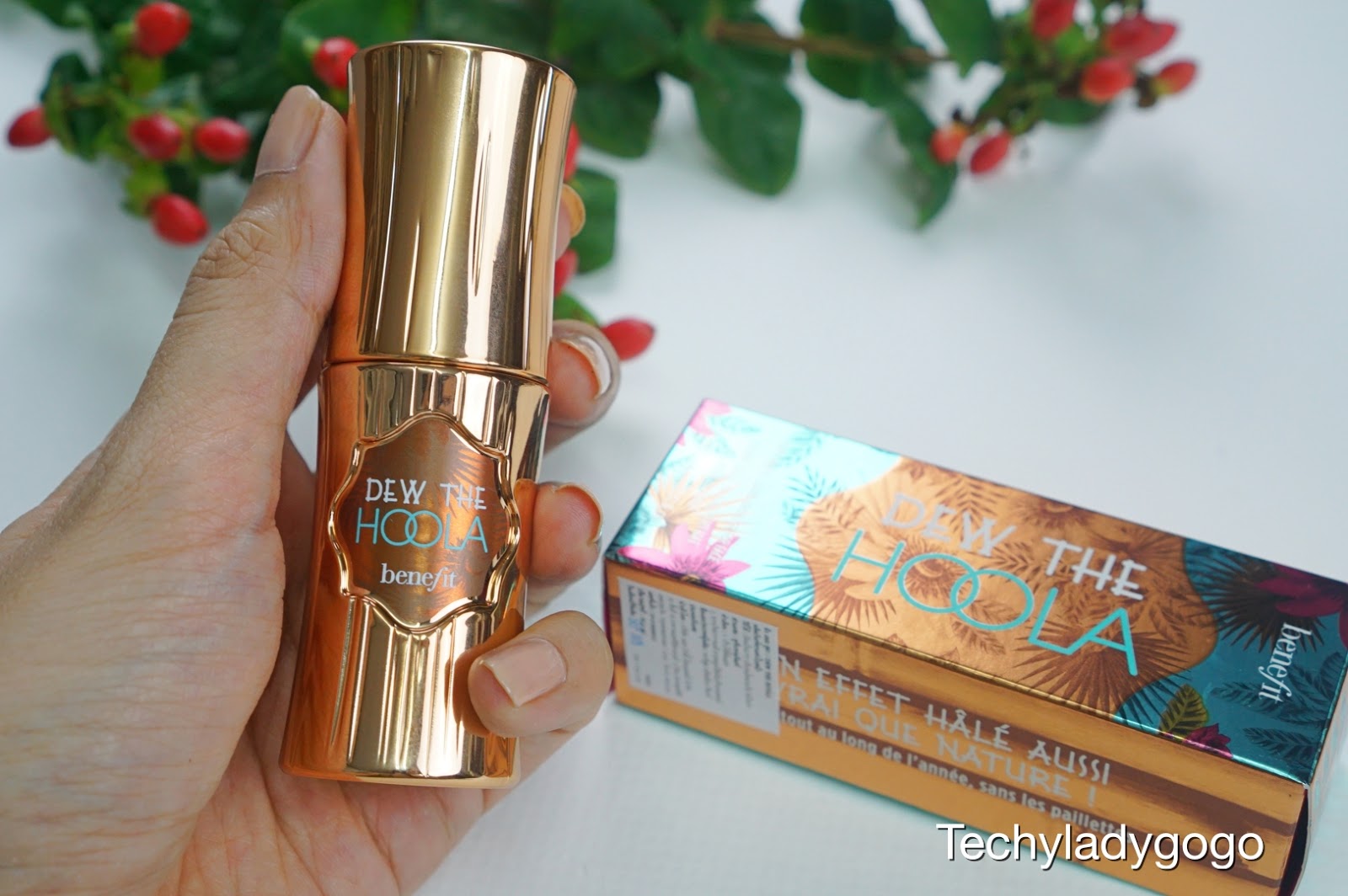 Benefit Dew The Hoola Liquid Bronzer รีวิวบรอนเซอร์ชนิดเหลว soft matte ...