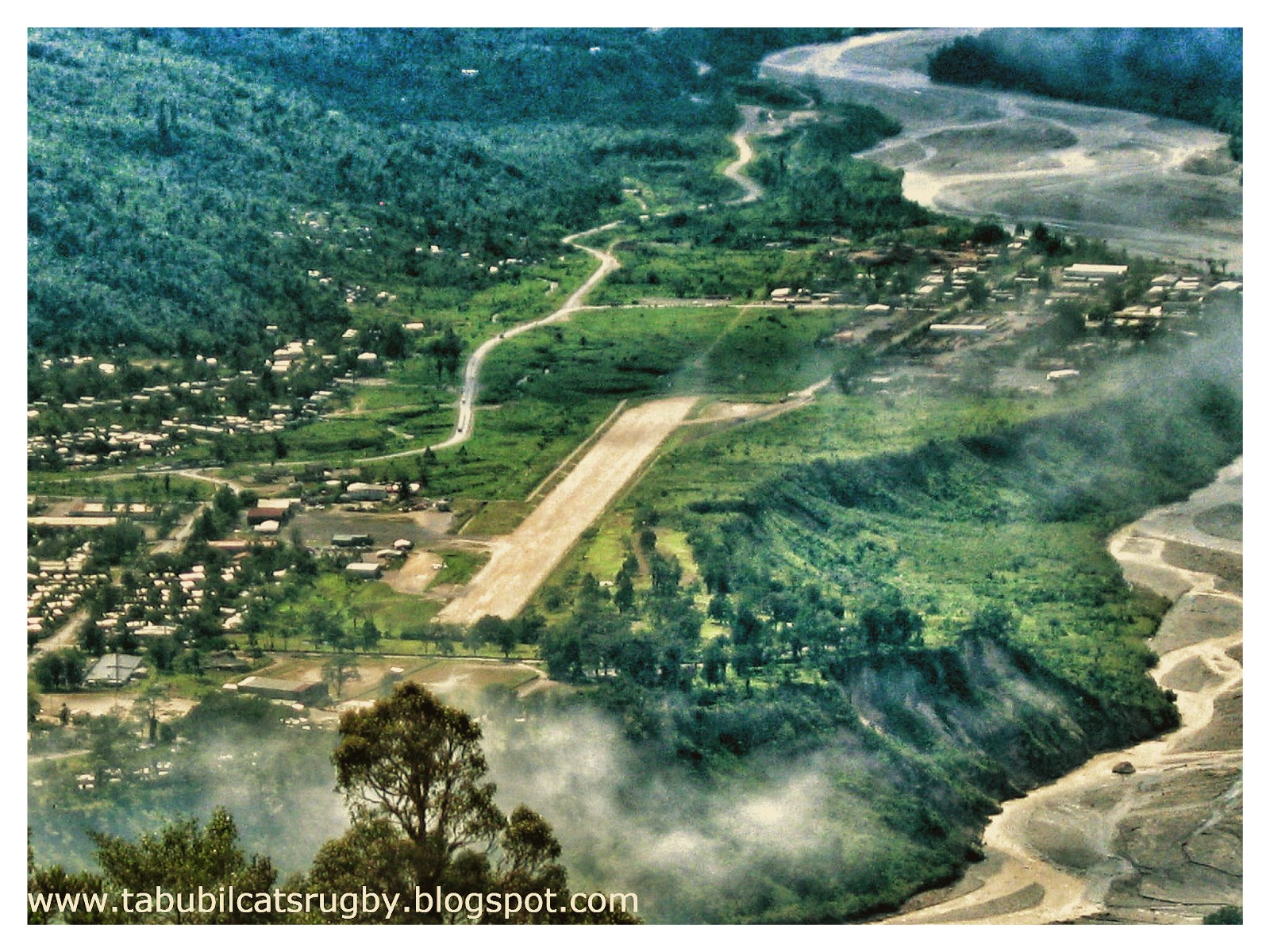 Tabubil Cats Rugby: Climbing Mount Robinson