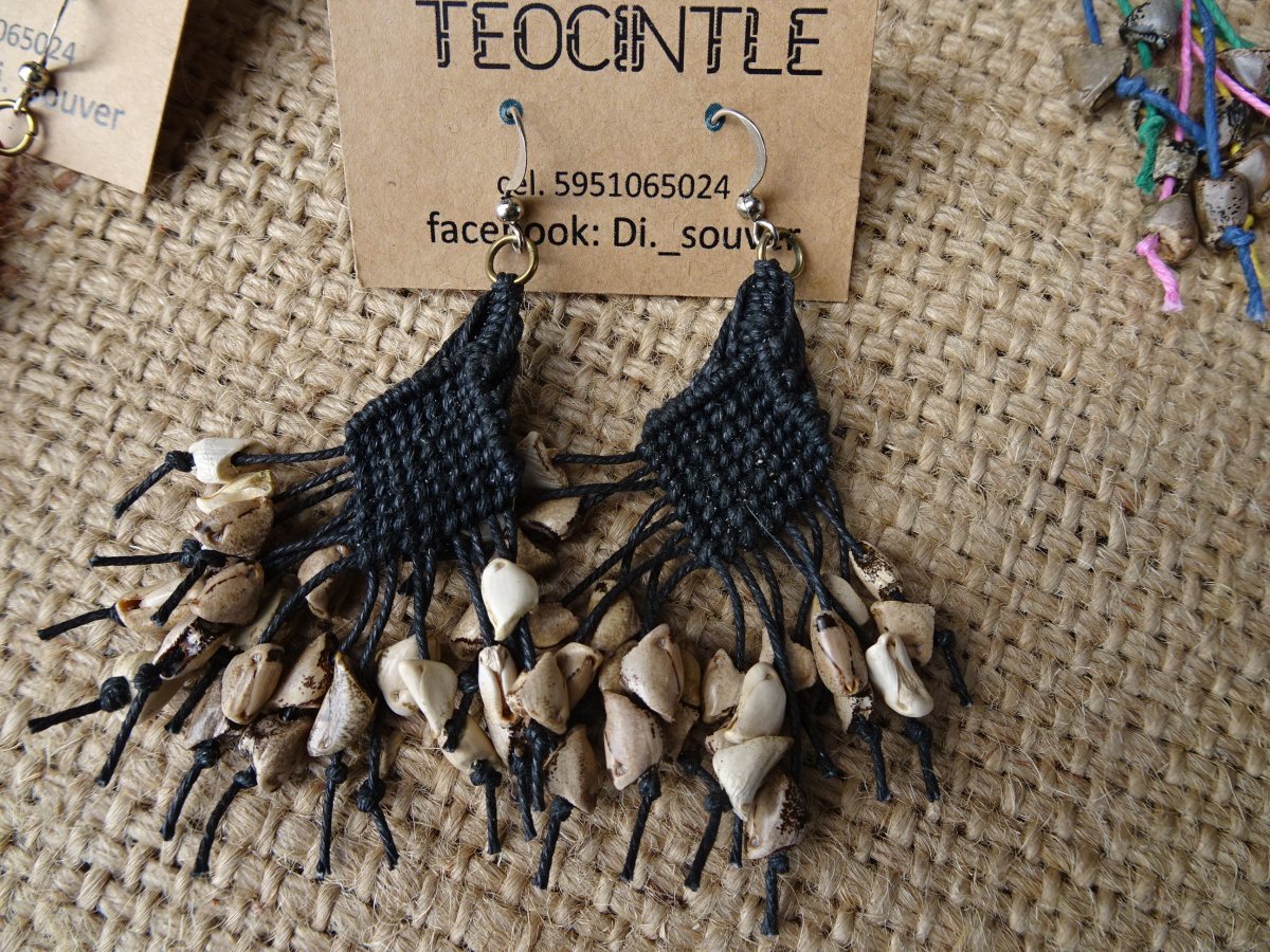 El cuexcomate: Pulque y teocintle