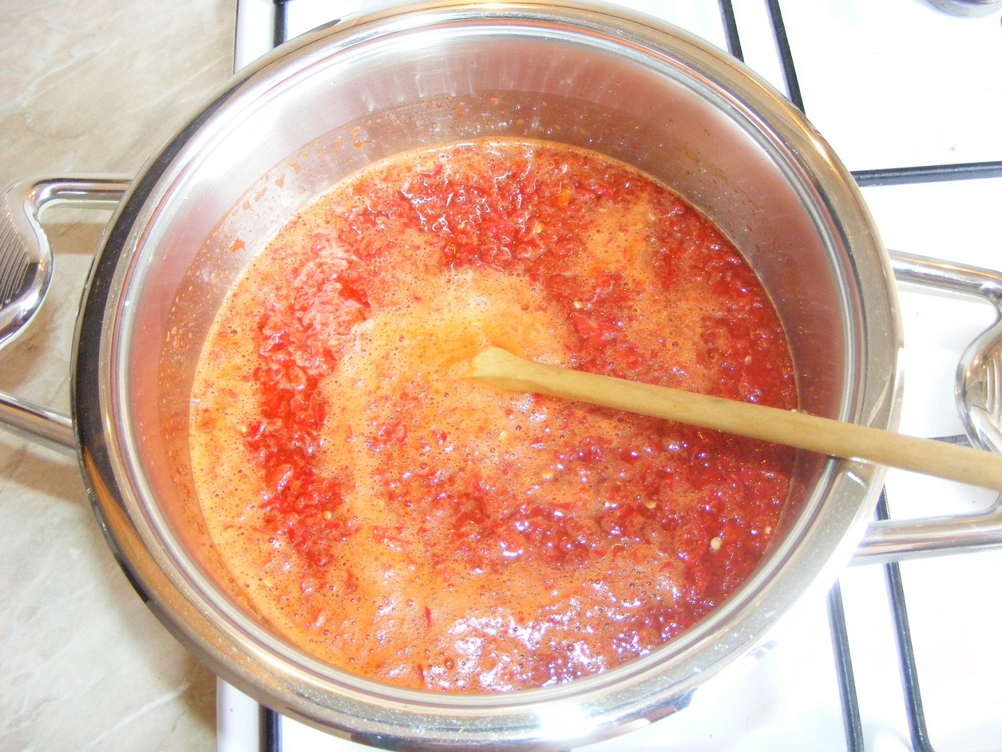 Dulceata de ardei iute | Preparatedevis.ro