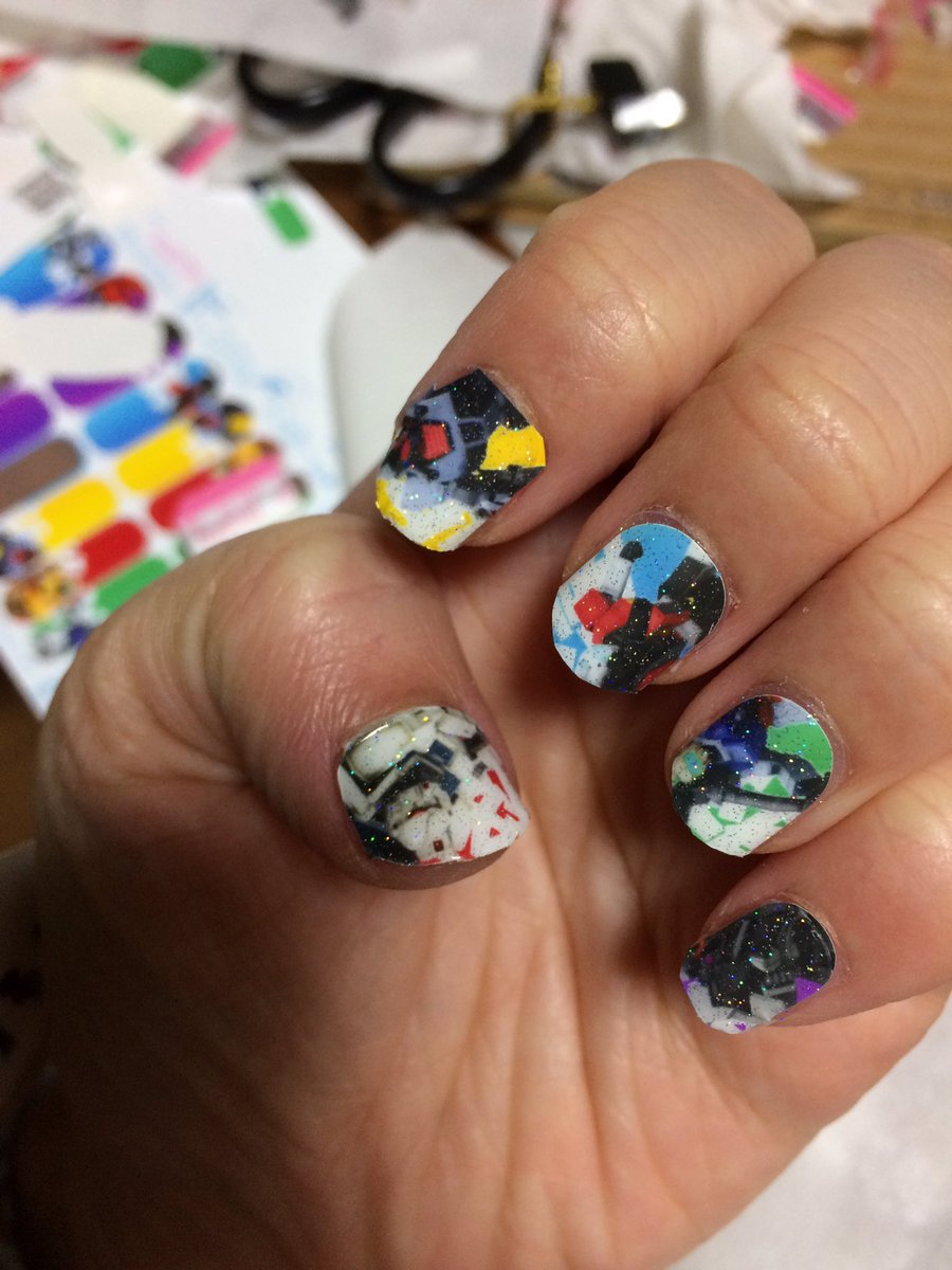 GUNDAM GUY: Mobile Suit Gundam [Kizuna no Senki] Finger Nail Stickers!